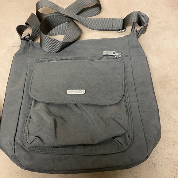 Baggallini | Bags | Baggallini Animal Print Grey Bag | Poshmark